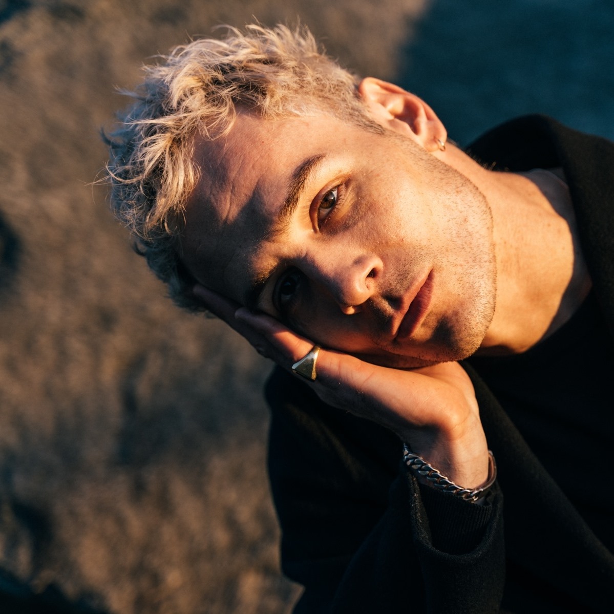 Sam Himself - Dancing In The Dark (Bruce Springsteen Cover) - We love ...