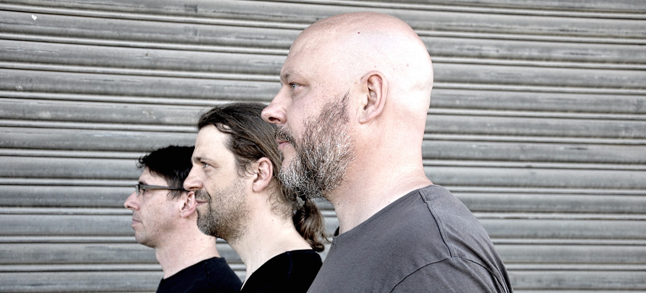 Mofer - Across the border - We love that Sound - Music Mag