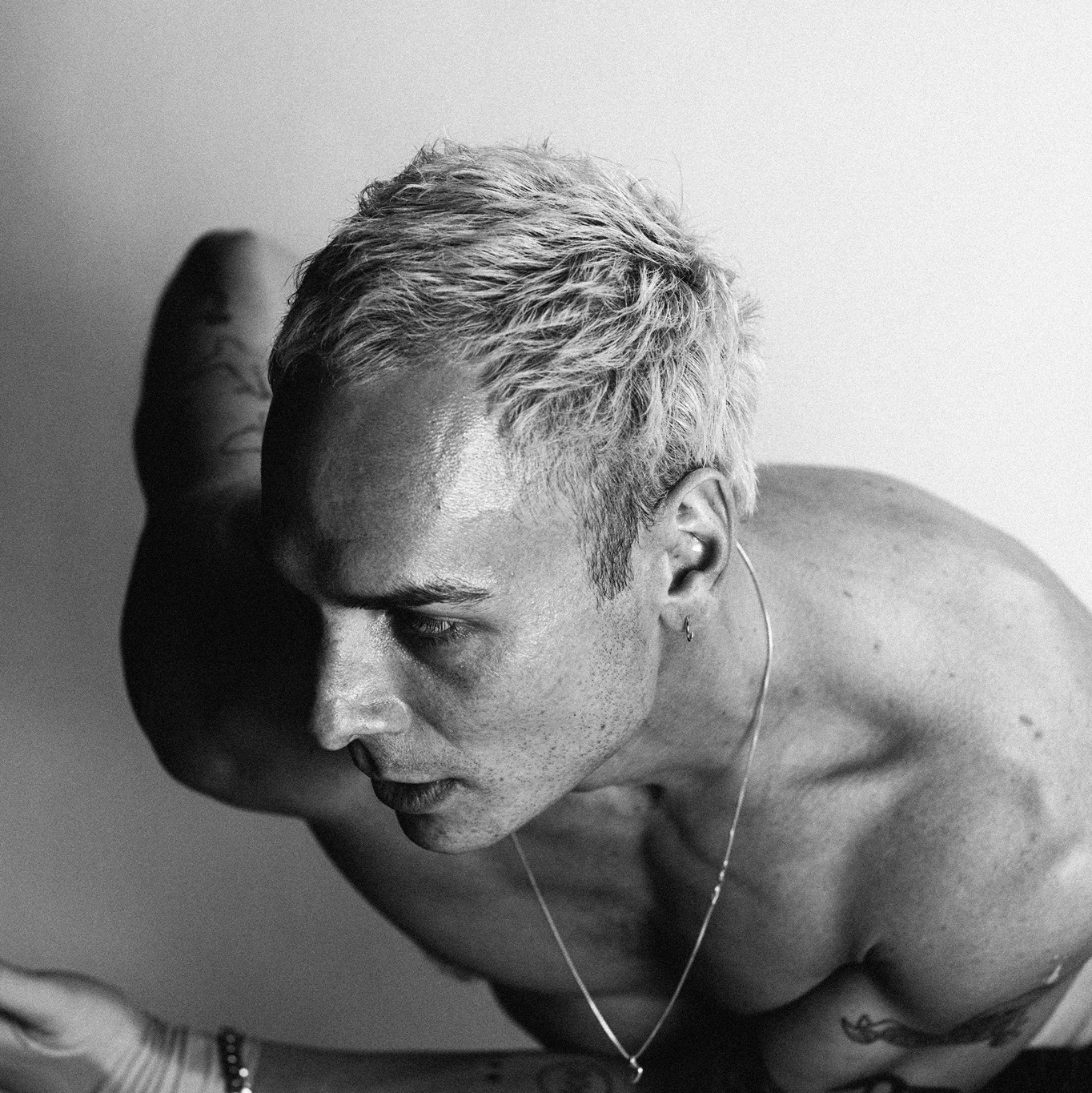 Sam Himself - What It's Worth - We love that Sound - Music Mag